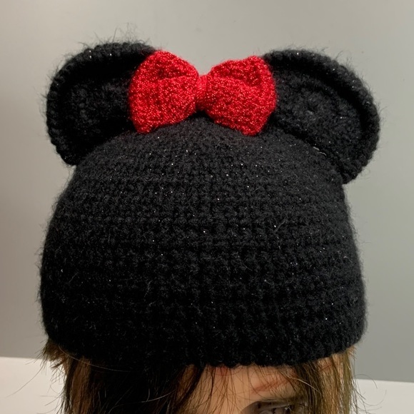 Handmade | Accessories | Minnie Mouse Handmade Crochet Beanie Glitter ...